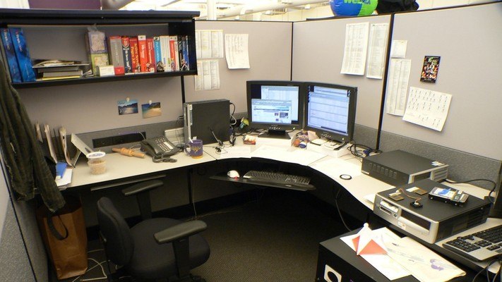 Farting At Work: Why & How To Let Loose At The Office | Cubicle Therapy