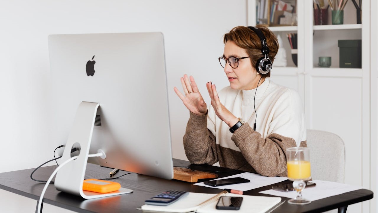 5 Simple Fast Hacks For Video Call Fatigue | Cubicle Therapy